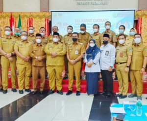 Tingkatkan Pelayanan Publik Bidang Dukcapil dan Kominfo, Solsel Tandatangani MoU dengan Padang ...