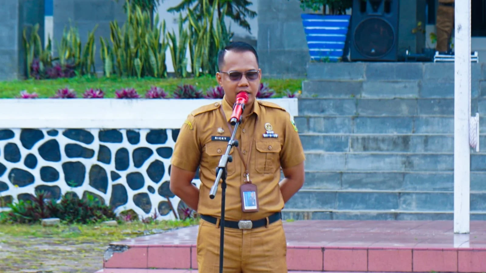 Disdukcapil Kabupaten Solok Raih Predikat Pelayanan Prima dari Kemenpan RB, Terbaik di Sumbar ...